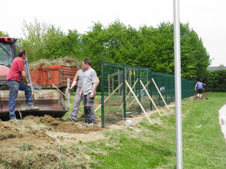 Installation d’un nouveau grillage – Ecole Ste Marie